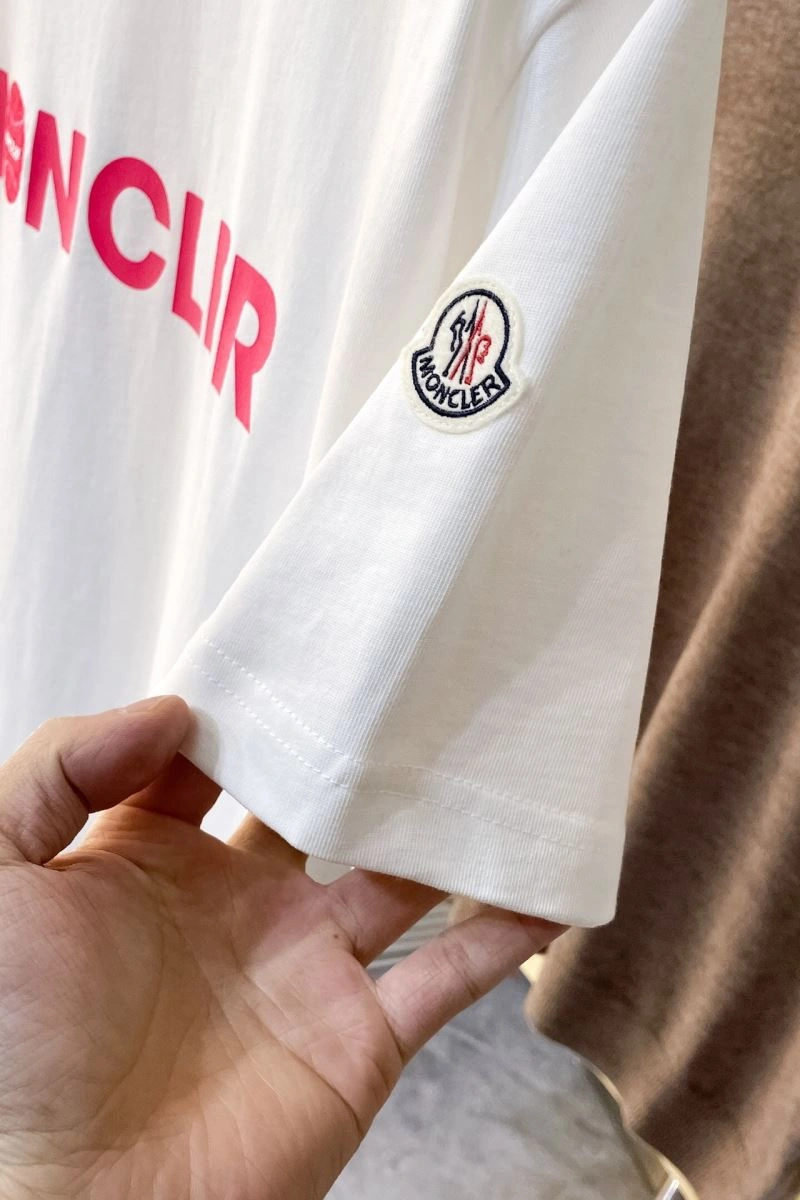 Bargain Moncler T-Shirts