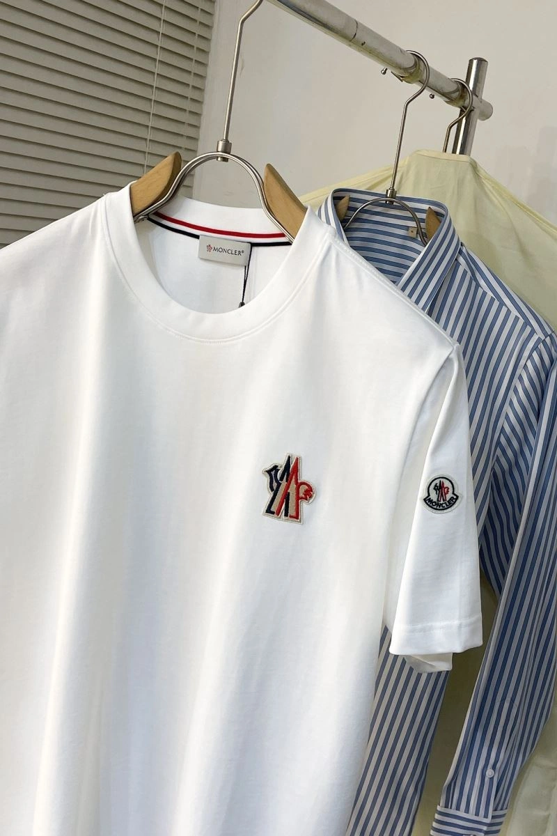 Exact replica Moncler T-Shirts