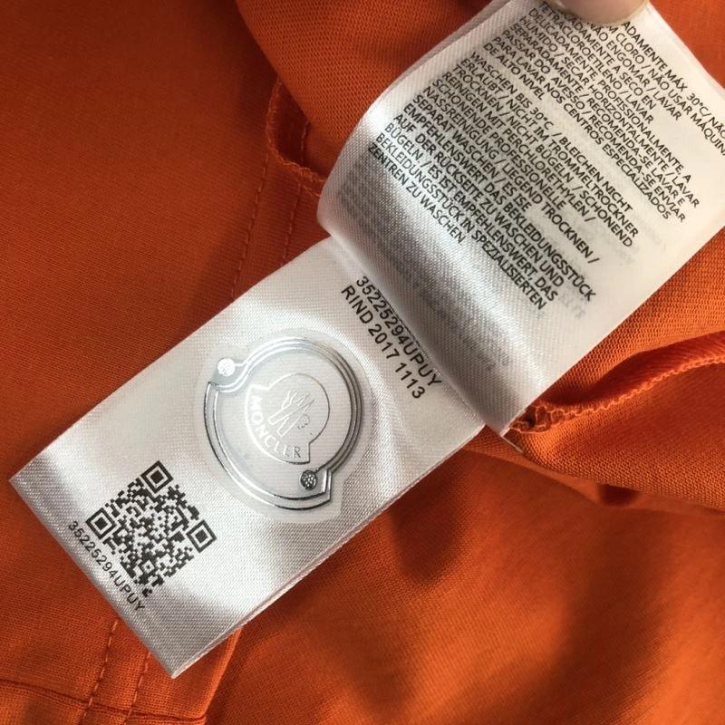 Accurate model Moncler T-Shirts