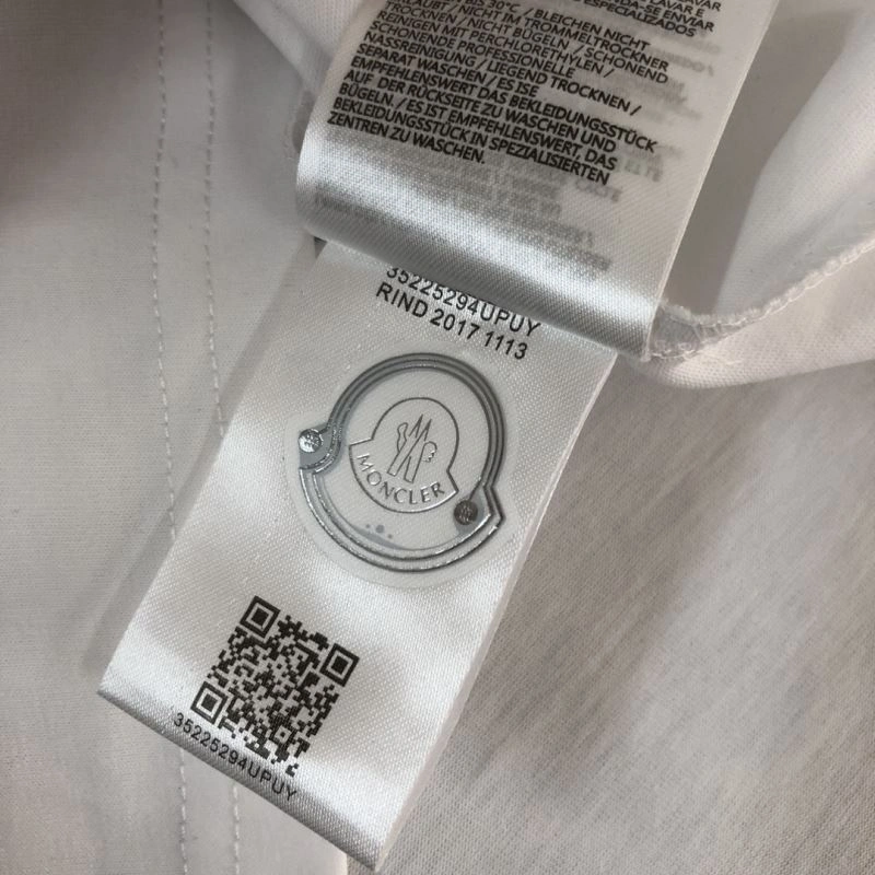 Exact replica Moncler T-Shirts