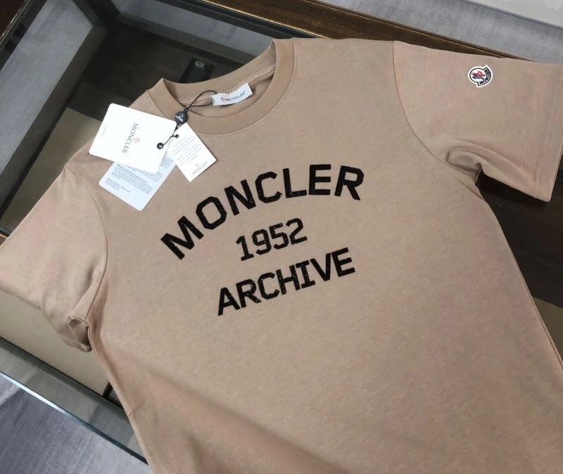 Brand-authenticated Moncler T-Shirts