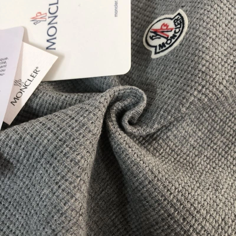 Bargain Moncler T-Shirts