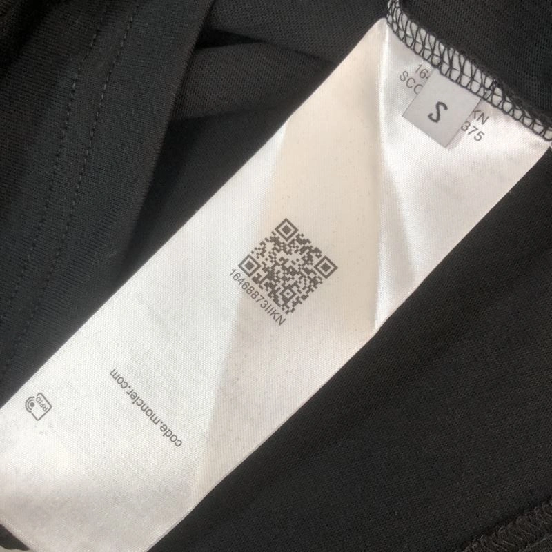 Inexpensive Moncler T-Shirts