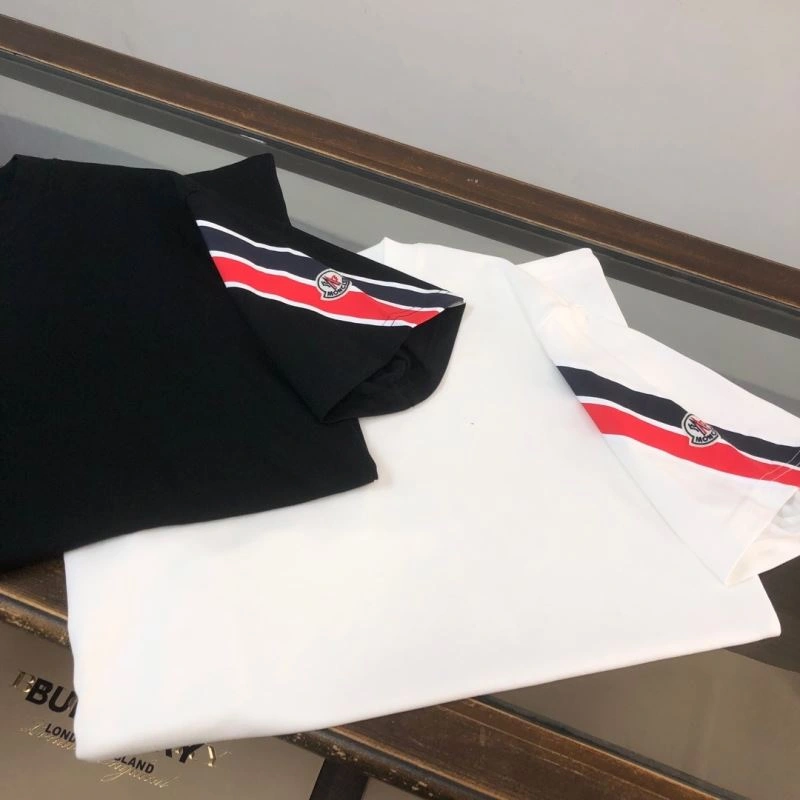 Inexpensive Moncler T-Shirts