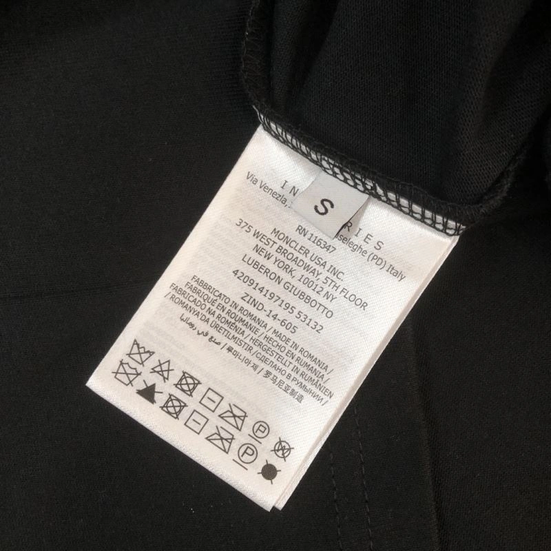Inexpensive Moncler T-Shirts