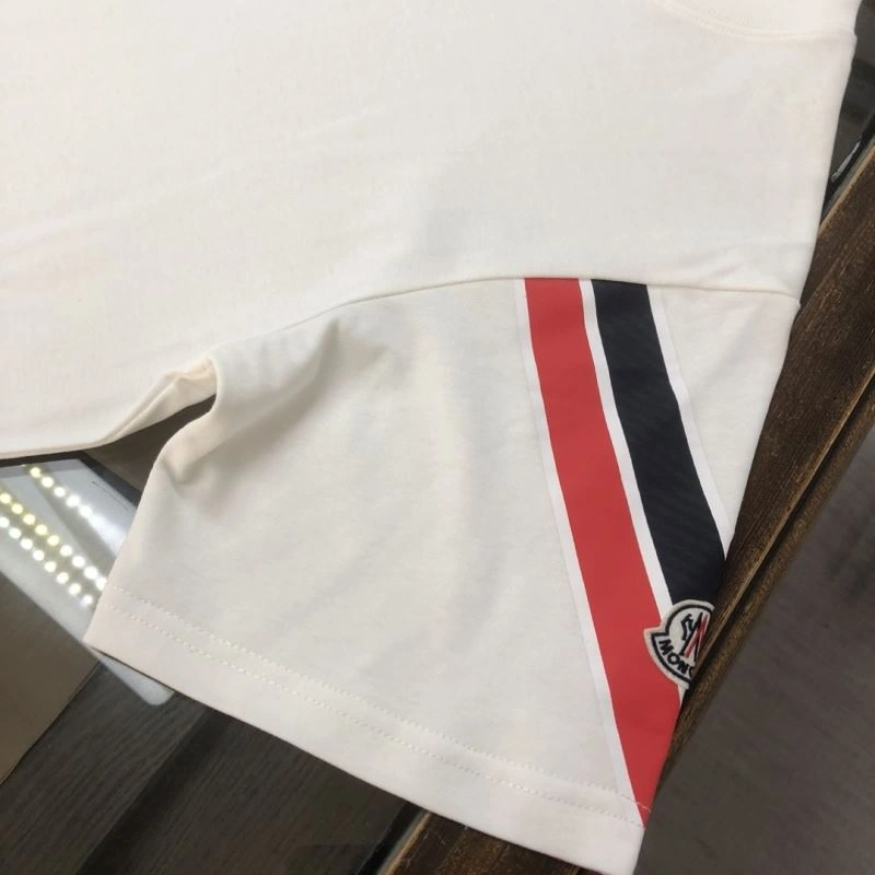 Low-cost Moncler T-Shirts