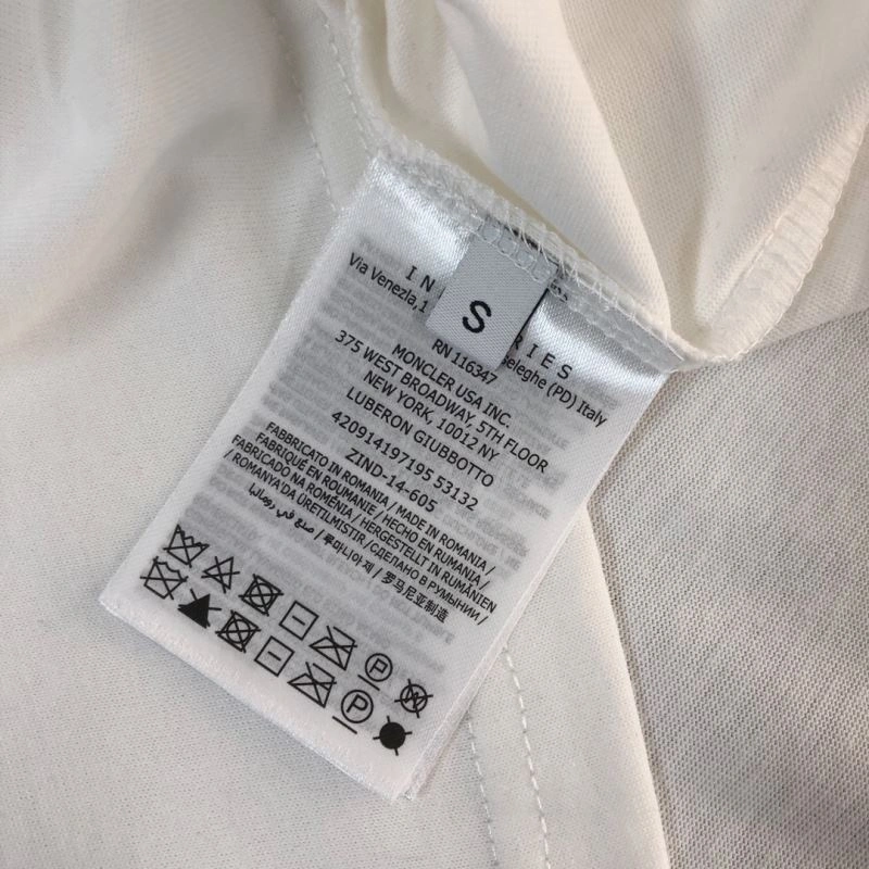 Low-cost Moncler T-Shirts