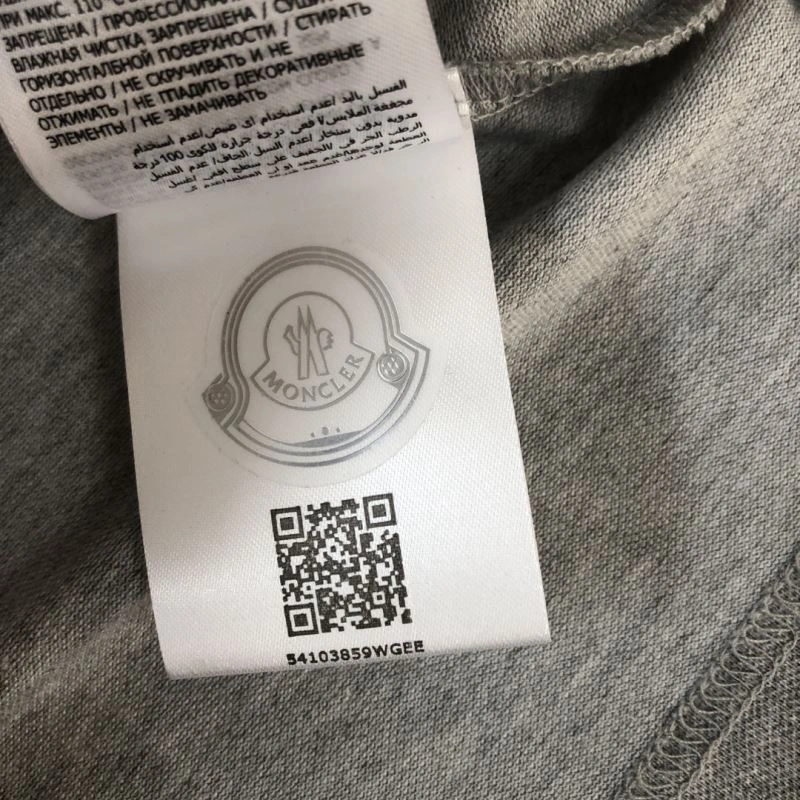 High fidelity Moncler T-Shirts