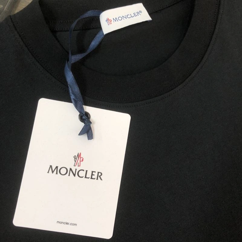 Top match Moncler T-Shirts