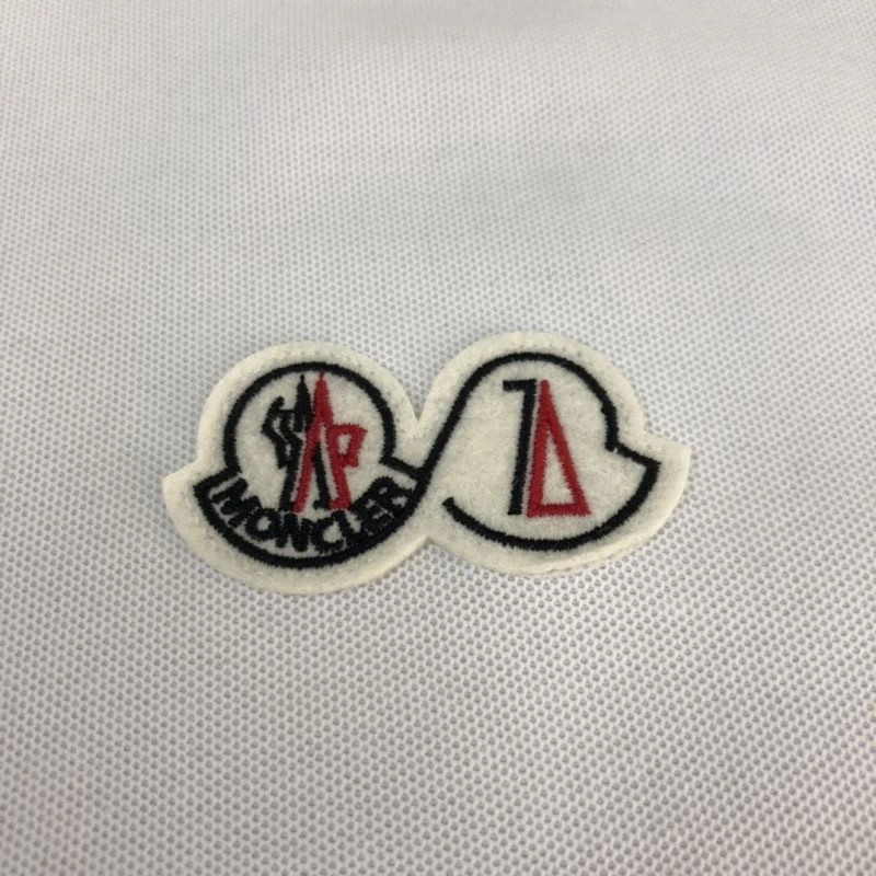 Top mirror Moncler T-Shirts