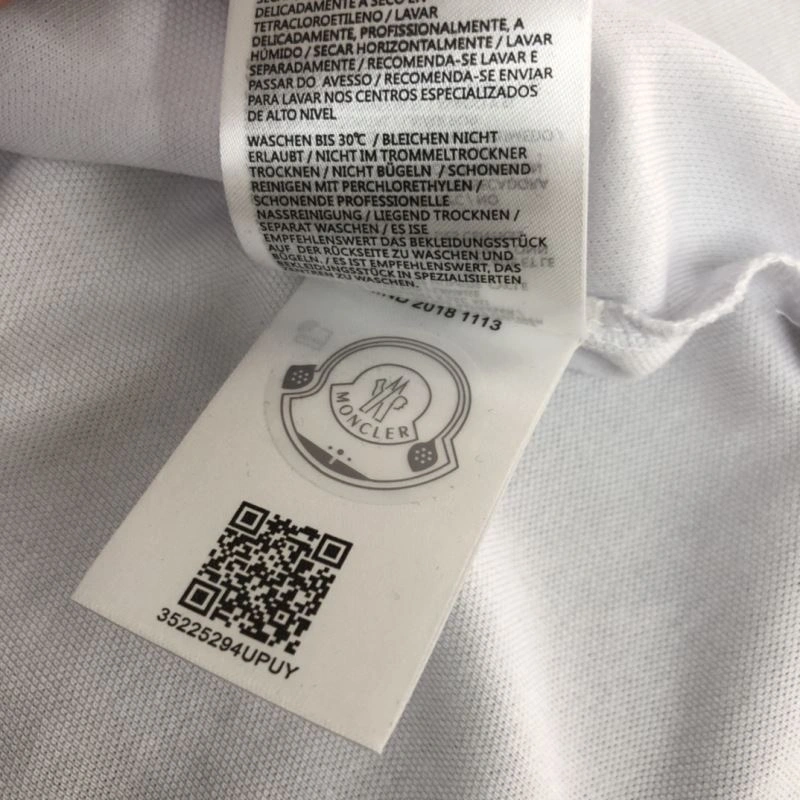 Top mirror Moncler T-Shirts
