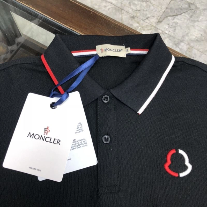 Brand-authenticated Moncler T-Shirts