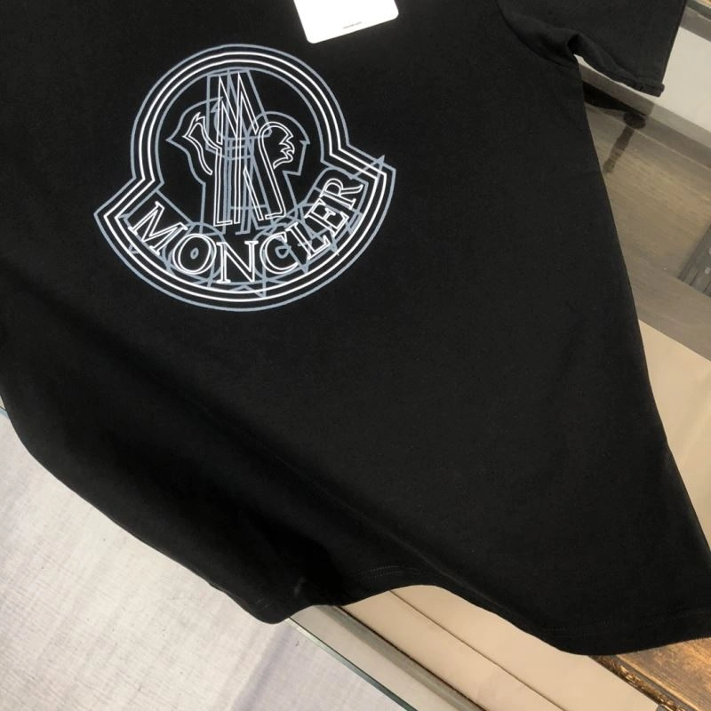 Top mirror Moncler T-Shirts
