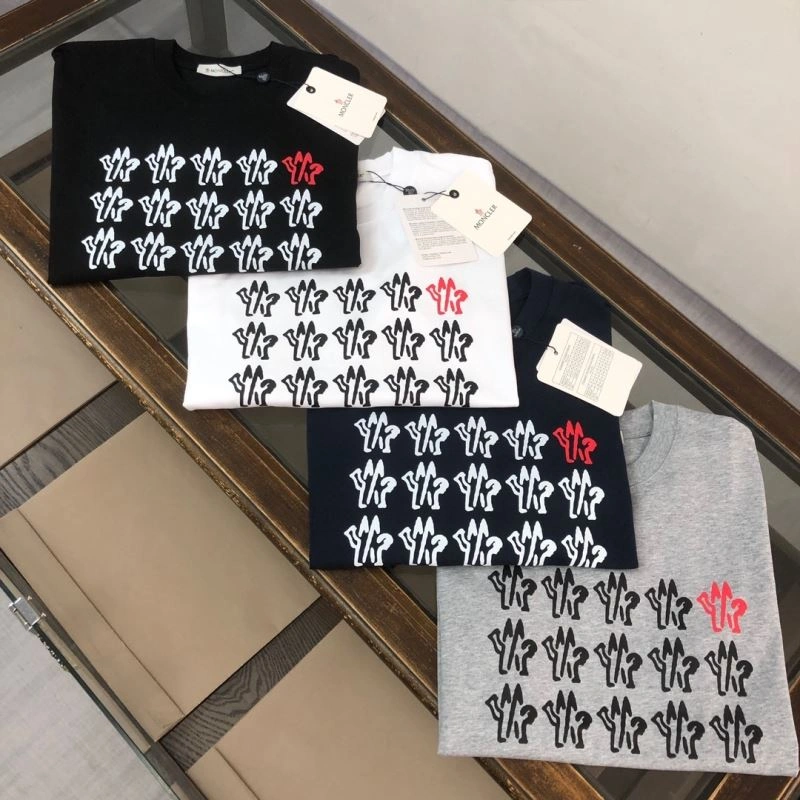 Low-cost Moncler T-Shirts