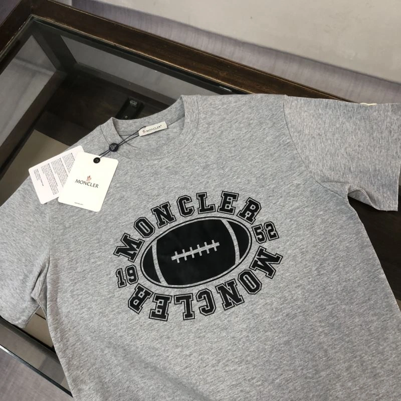 High fidelity Moncler T-Shirts
