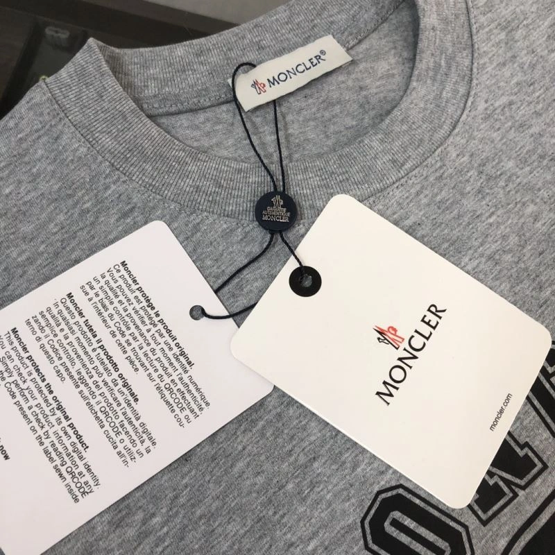 High fidelity Moncler T-Shirts