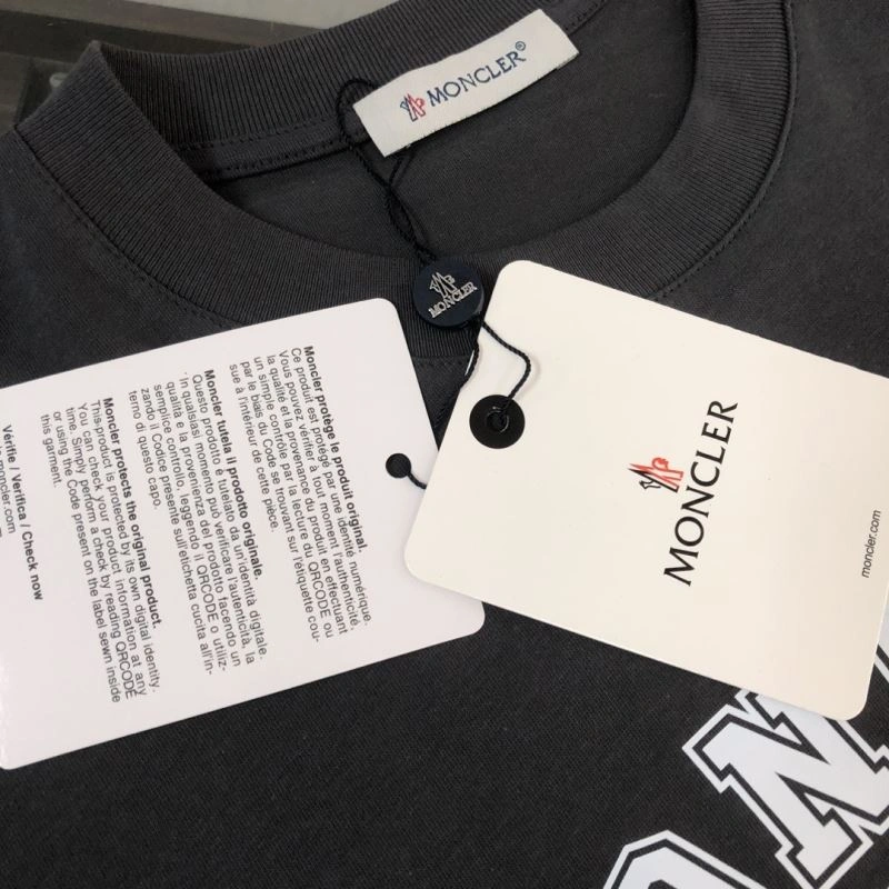 Accurate model Moncler T-Shirts