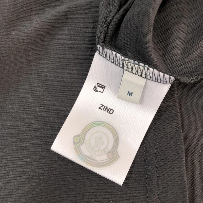 Accurate model Moncler T-Shirts