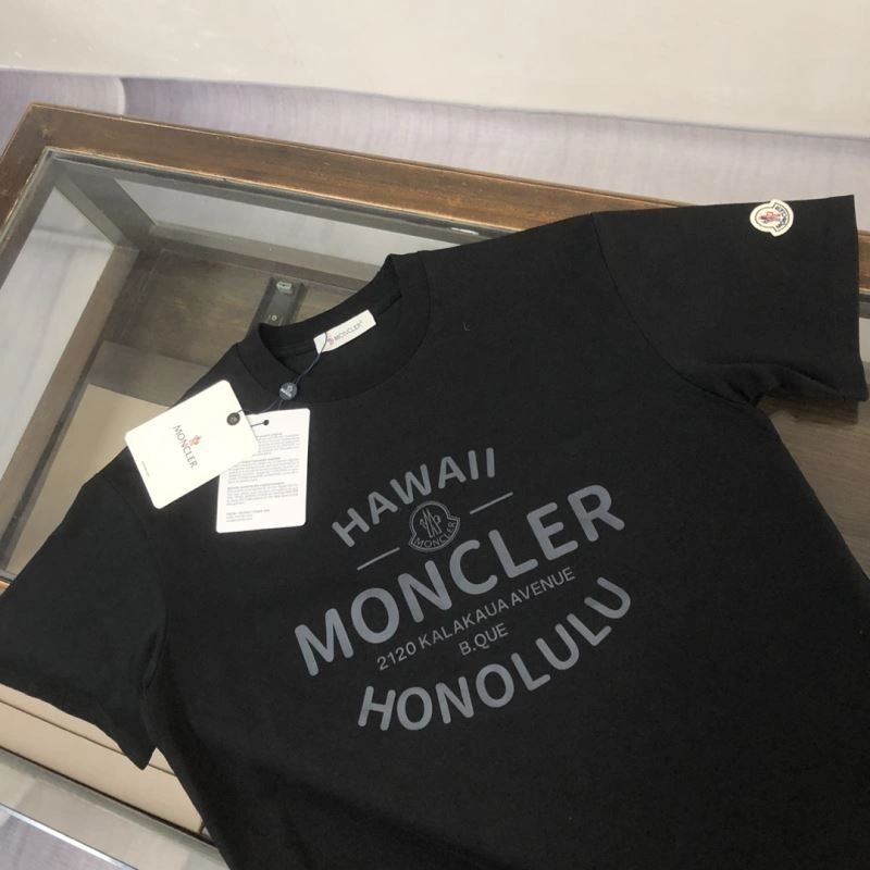 Top mirror Moncler T-Shirts