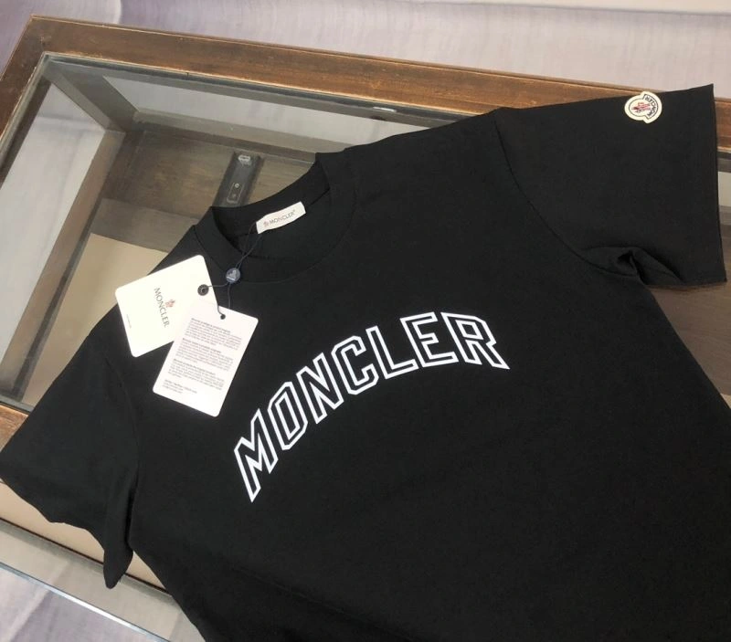 Legit Moncler T-Shirts