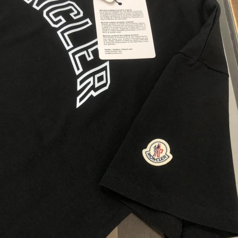 Legit Moncler T-Shirts