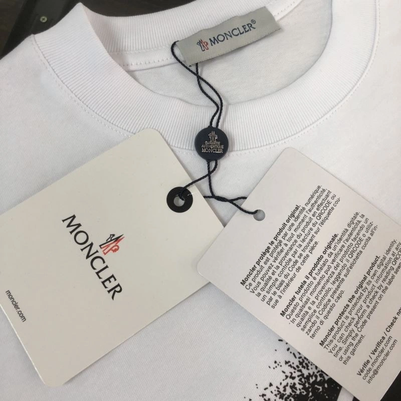 High fidelity Moncler T-Shirts