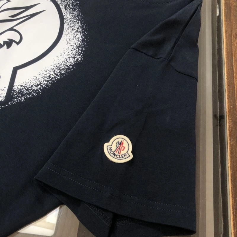 Accurate model Moncler T-Shirts