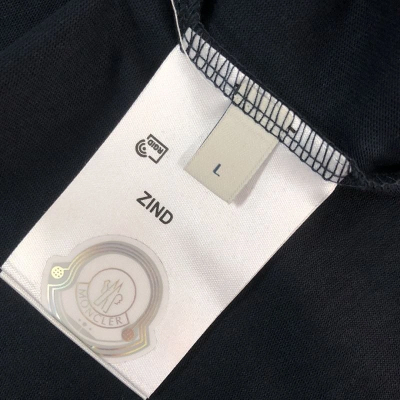 Accurate model Moncler T-Shirts