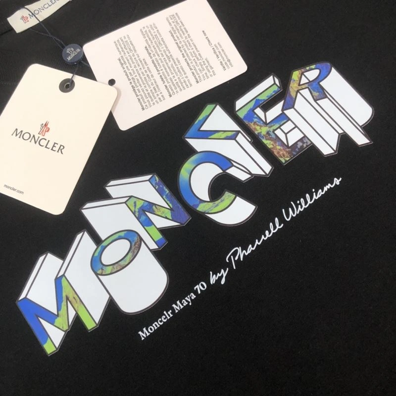 Top mirror Moncler T-Shirts