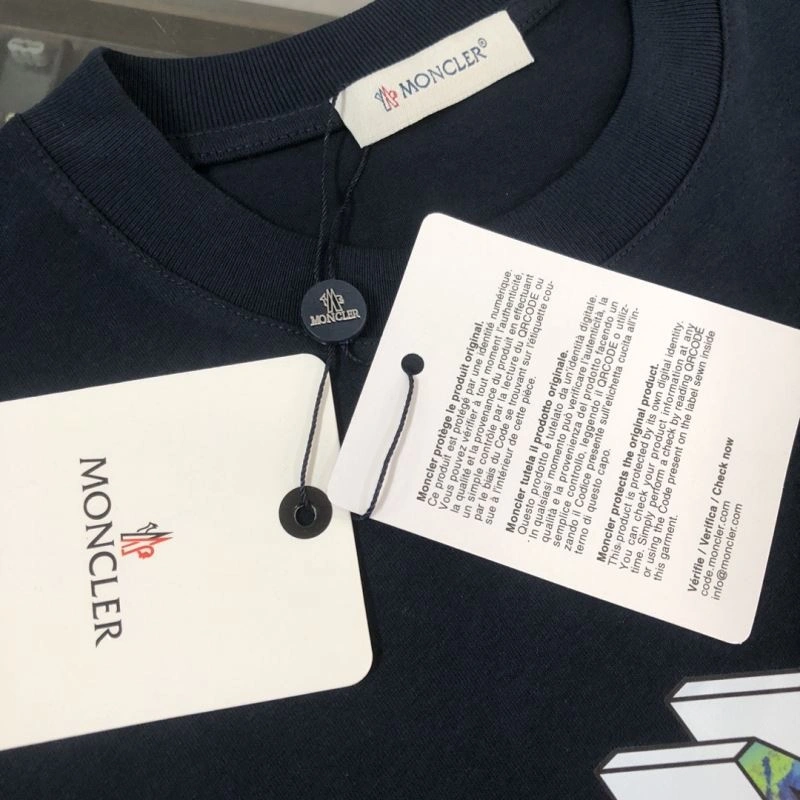 High fidelity Moncler T-Shirts