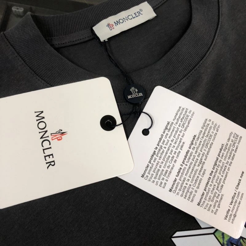 Brand-original Moncler T-Shirts