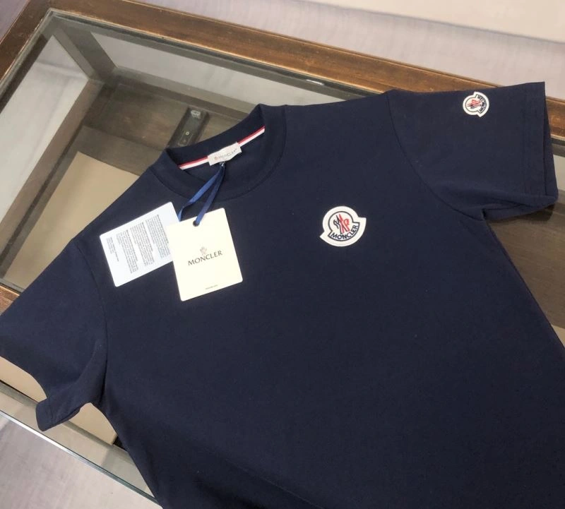 Cut-rate Moncler T-Shirts