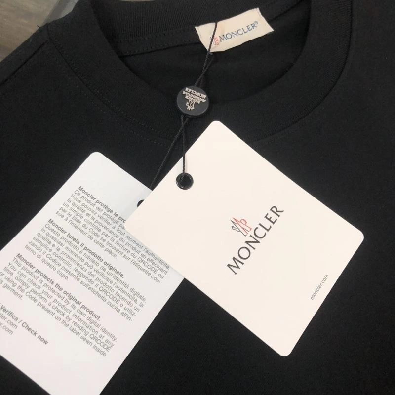 Legit Moncler T-Shirts