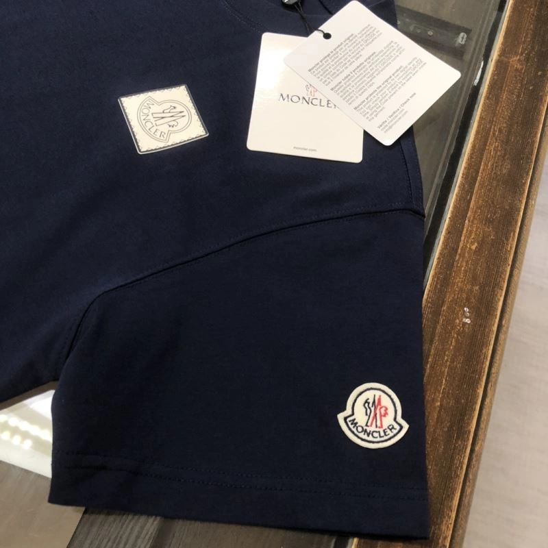 High fidelity Moncler T-Shirts