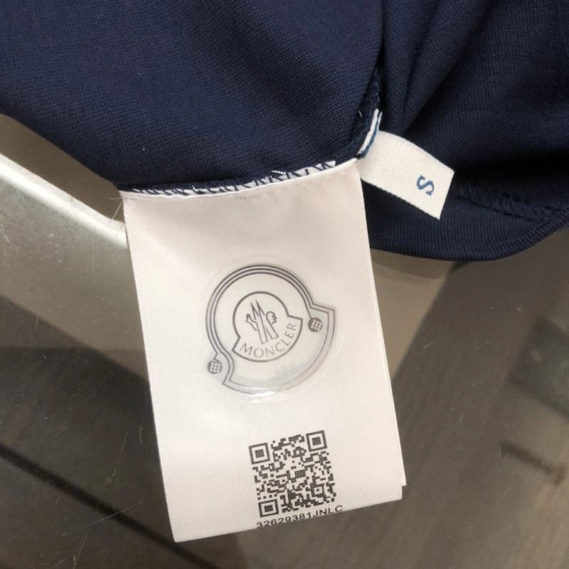High fidelity Moncler T-Shirts