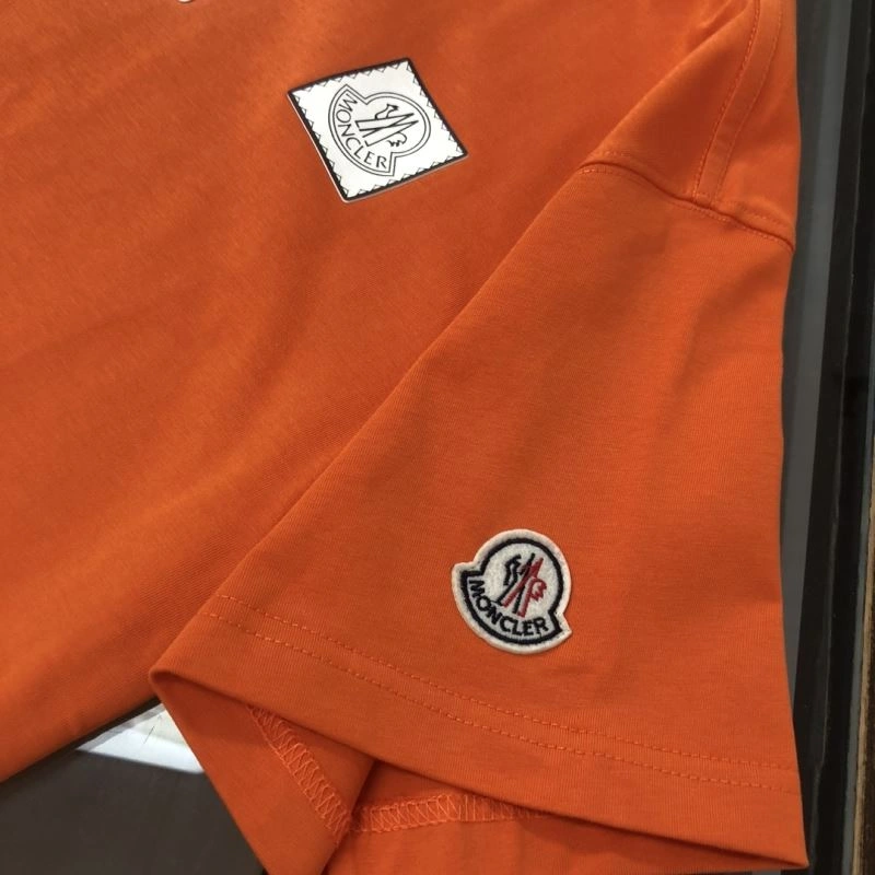 Top mirror Moncler T-Shirts