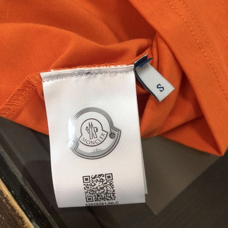 Top mirror Moncler T-Shirts