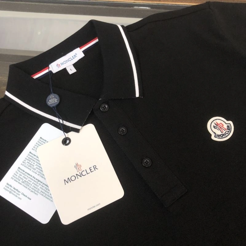 Cut-rate Moncler T-Shirts