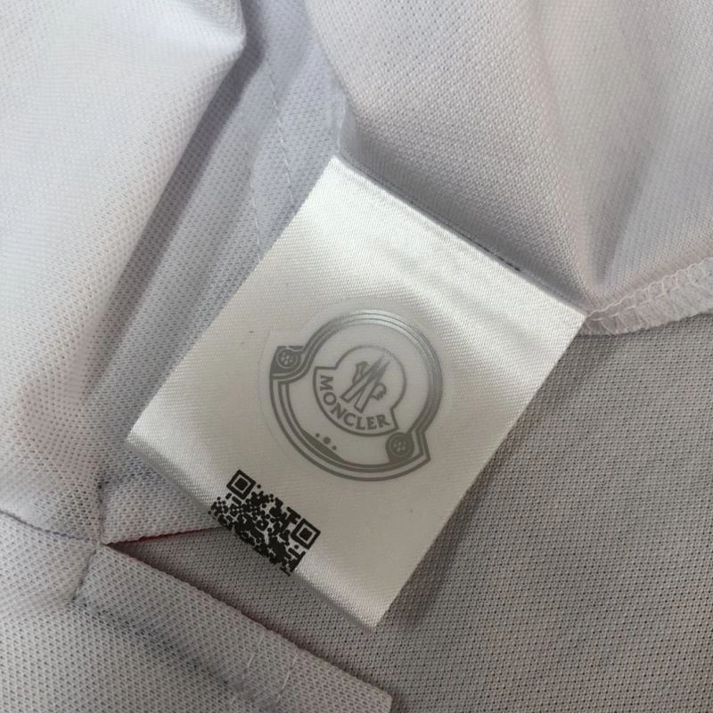 Exact replica Moncler T-Shirts