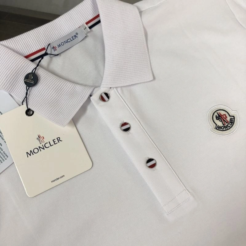 Bargain Moncler T-Shirts
