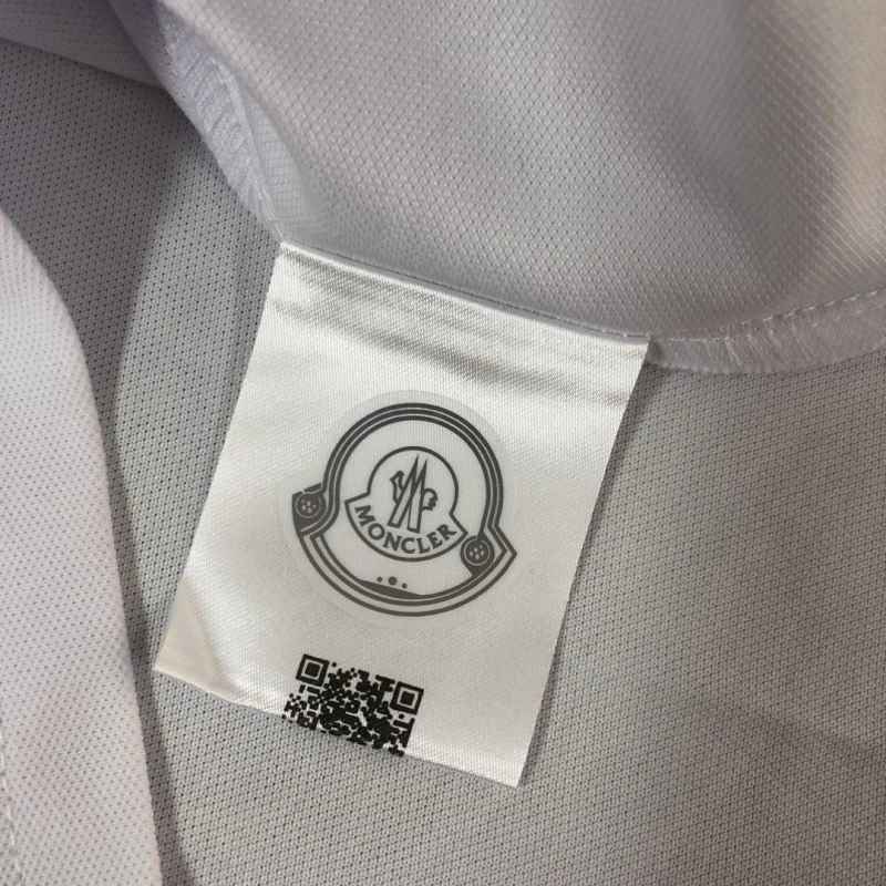 Bargain Moncler T-Shirts
