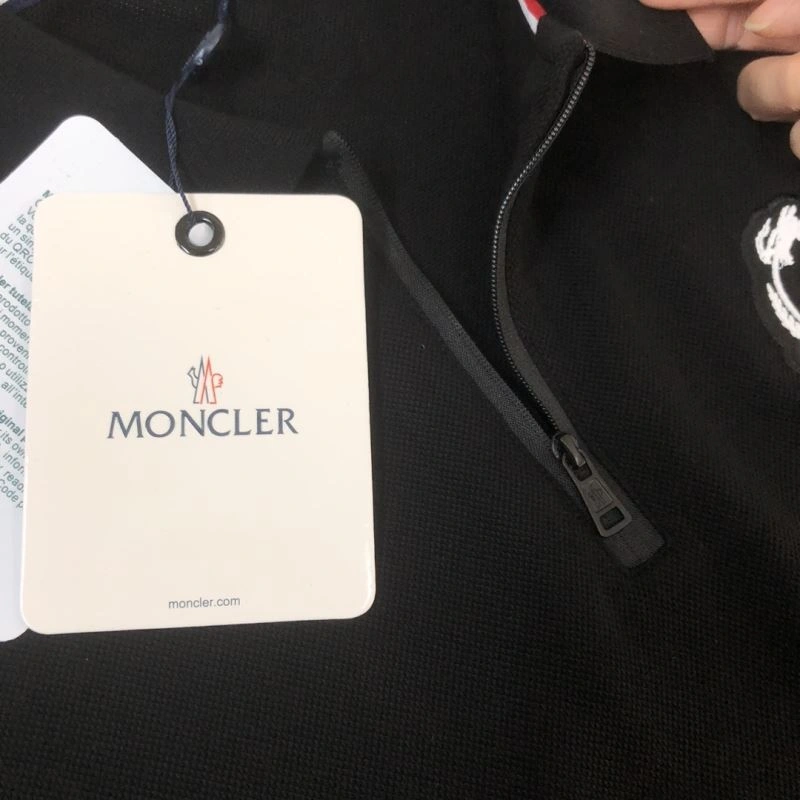 Cut-rate Moncler T-Shirts