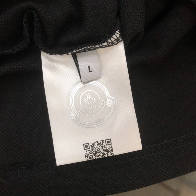 Cut-rate Moncler T-Shirts
