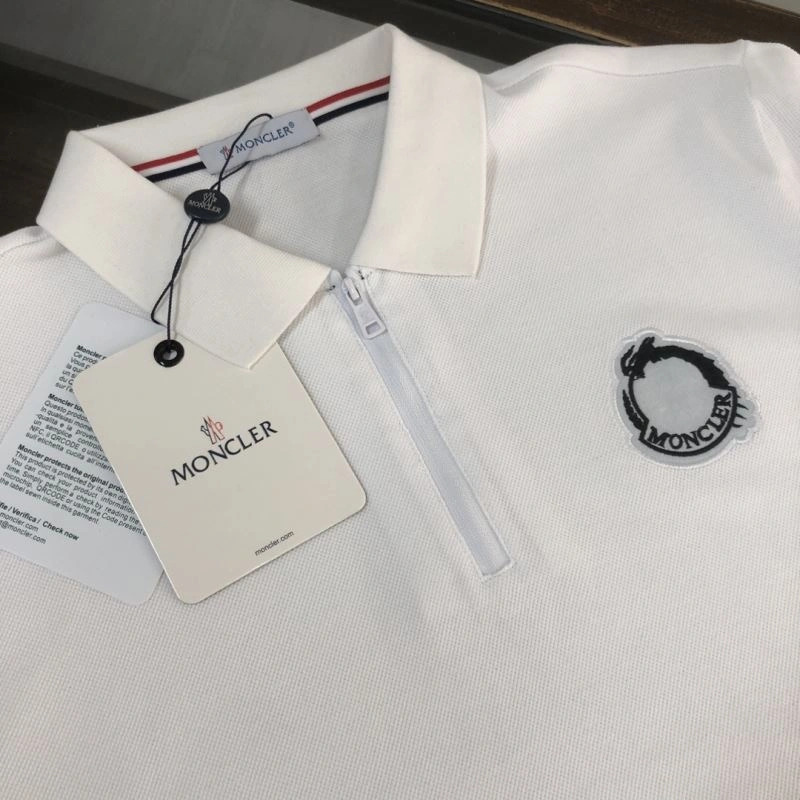 Bargain Moncler T-Shirts