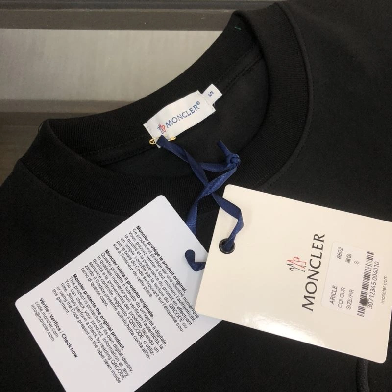 Indistinguishable Moncler T-Shirts