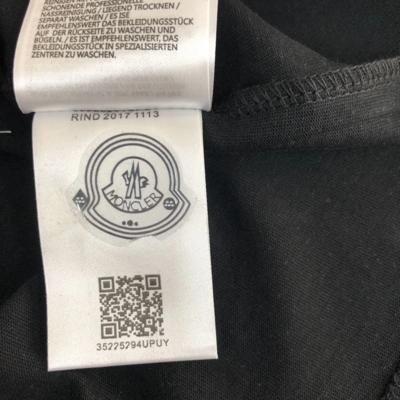 High fidelity Moncler T-Shirts