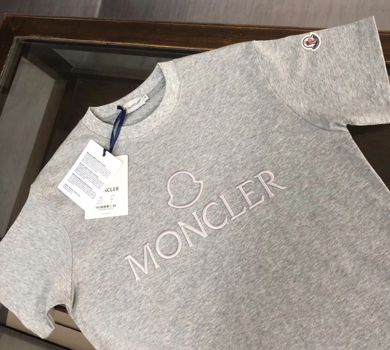 Real Moncler T-Shirts