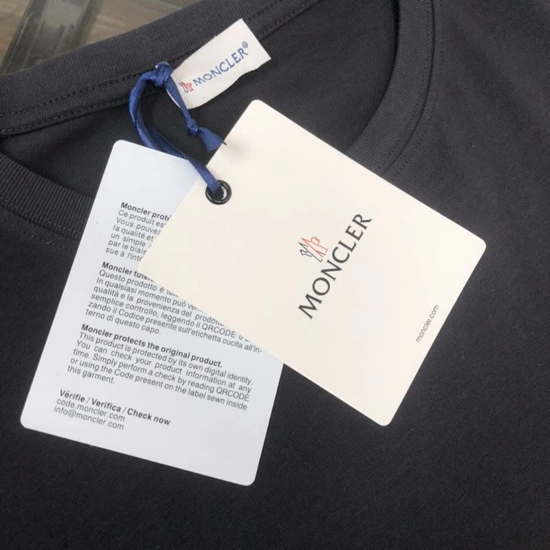 Brand-authenticated Moncler T-Shirts