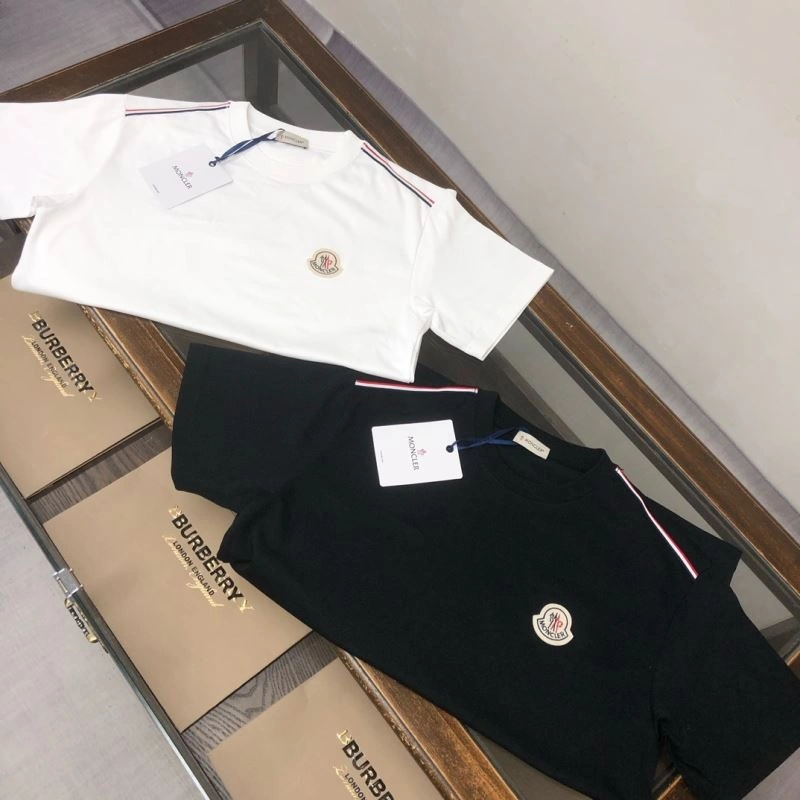 Bargain Moncler T-Shirts