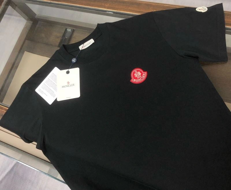 Cut-rate Moncler T-Shirts